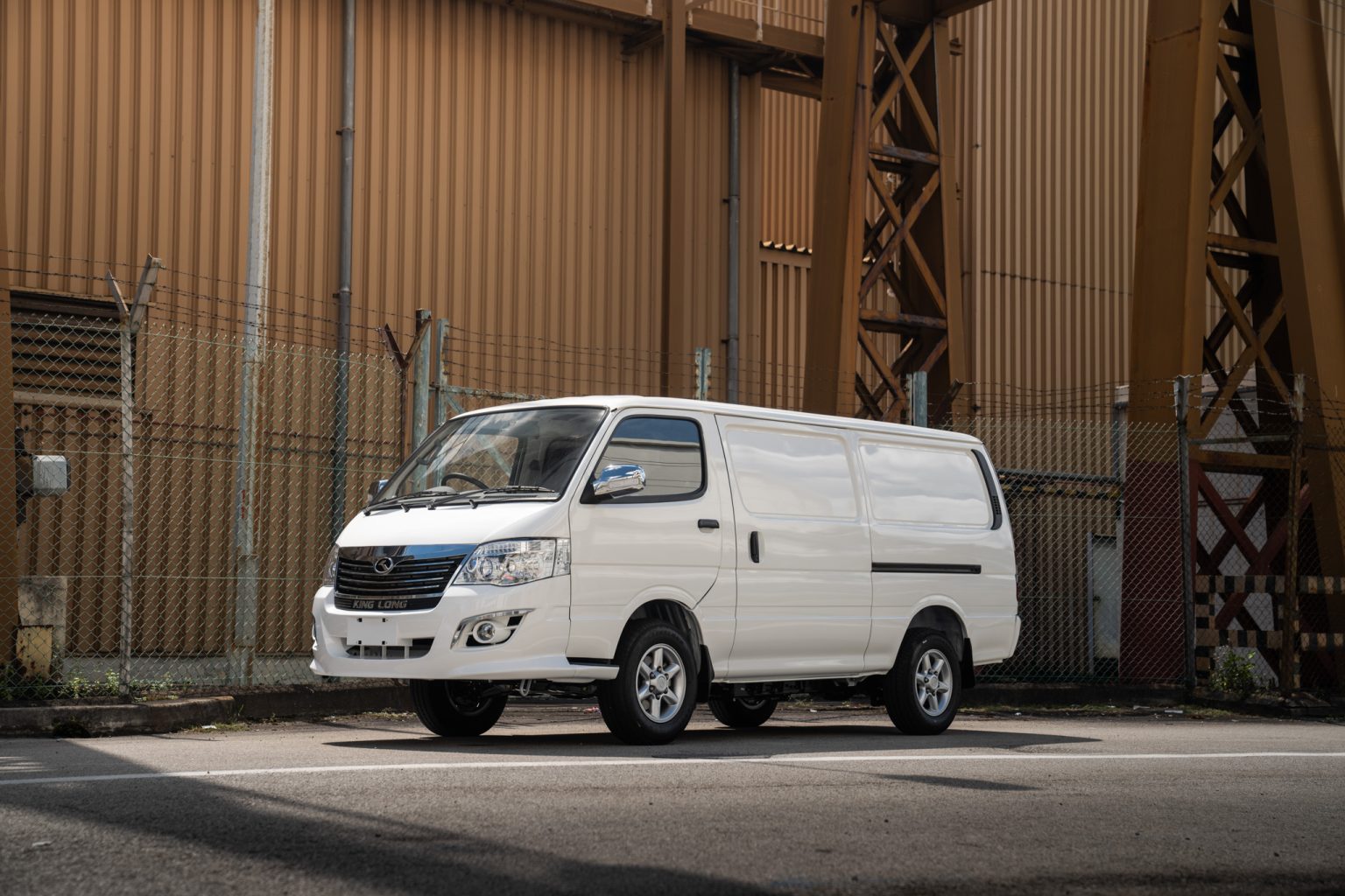 Van Model – Kinglong Electric Van – Kinglong